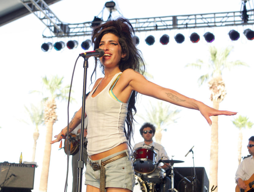 Amy Winehouse, che solo nella musica leniva il dolore - Donna Moderna