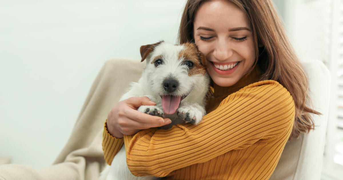 5 cose che il tuo cane fa per te quando capisce che sei davvero giù di ...