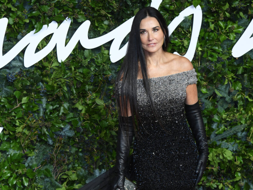 Demi Moore: fidanzata e felice (finalmente) a 60 anni - Donna Moderna