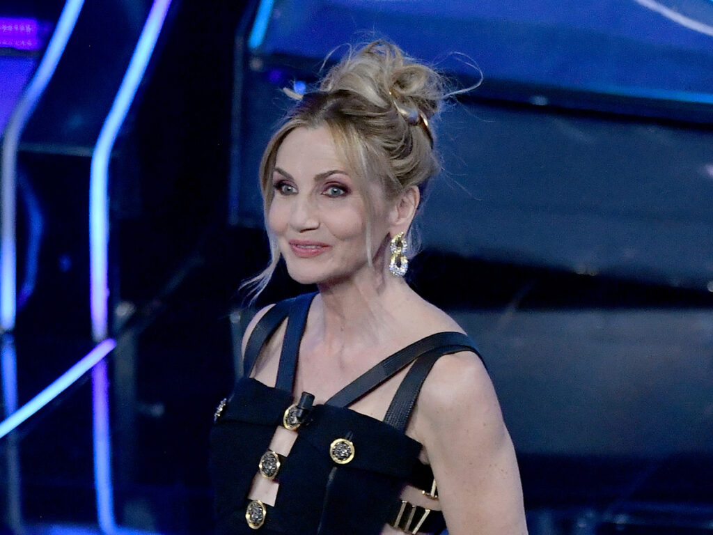 Lorella Cuccarini: i suoi beauty look più belli - Donna Moderna
