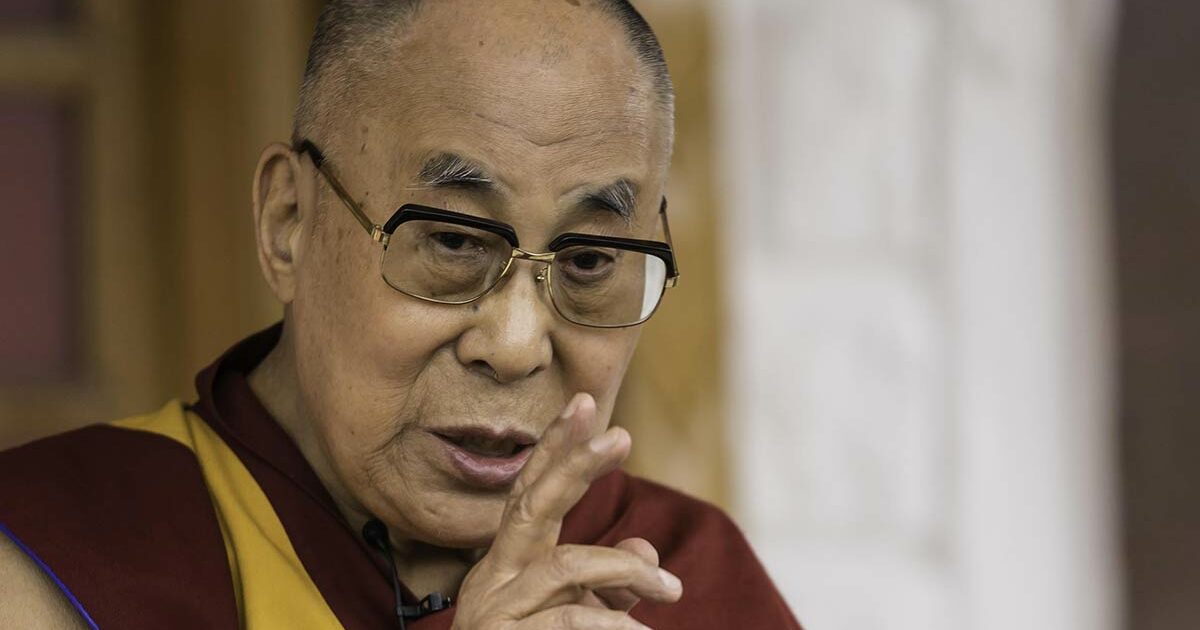Chi è il bimbo che potrebbe succedere al Dalai Lama - Donna Moderna