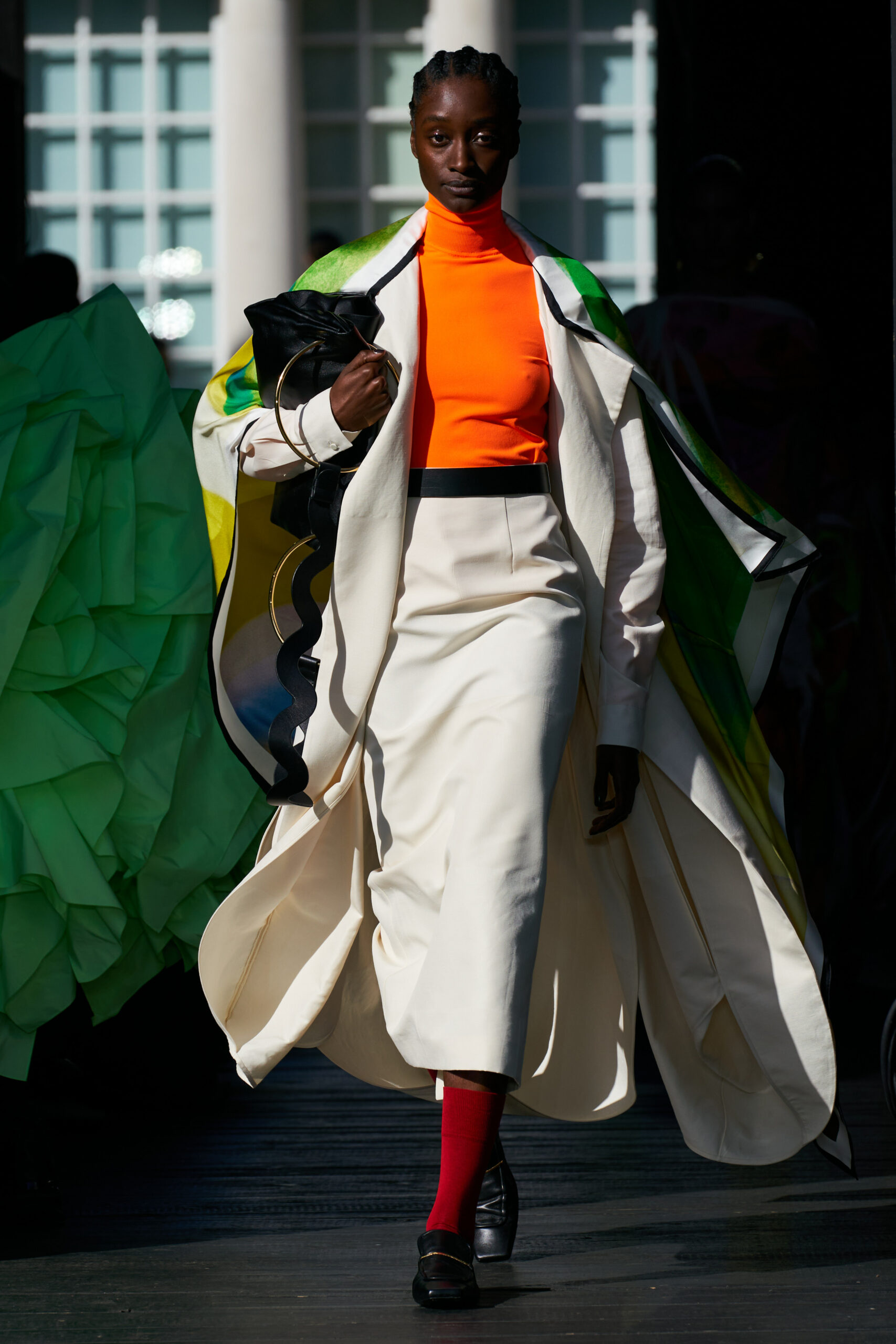 Moda primavera-estate 2023: come indossare l'arancione - Donna Moderna