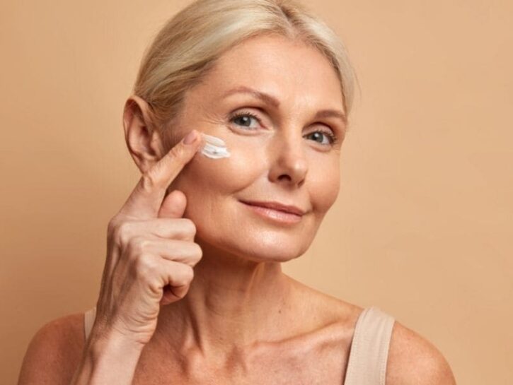 Come nascondere le rughe con il trucco - Donna Moderna