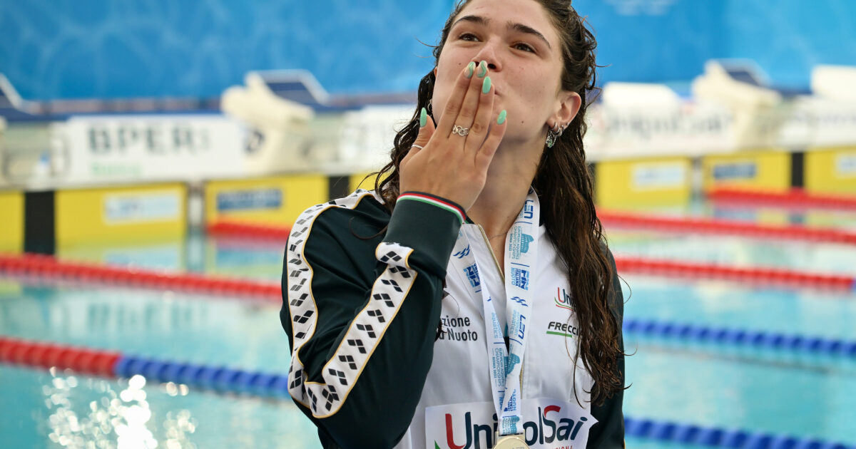 Benedetta Pilato, la campionessa di nuoto rompe il tabù del ciclo ...