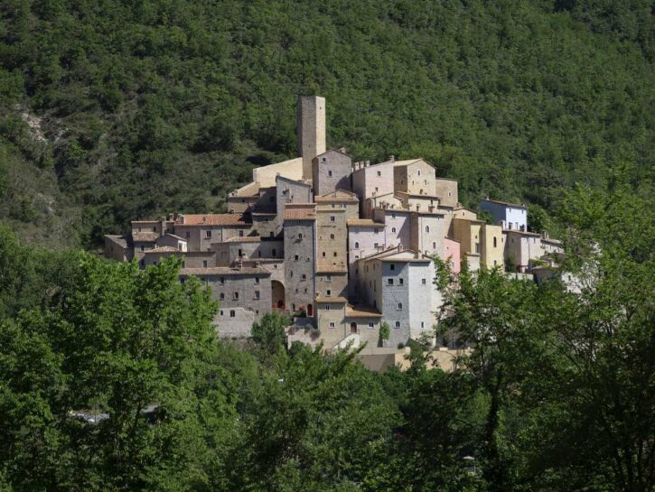 Umbria: alla scoperta dei borghi della Valnerina - Donna Moderna