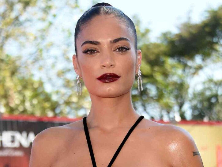 Elodie, il tour più glamour di sempre: i look più iconici - Donna Moderna