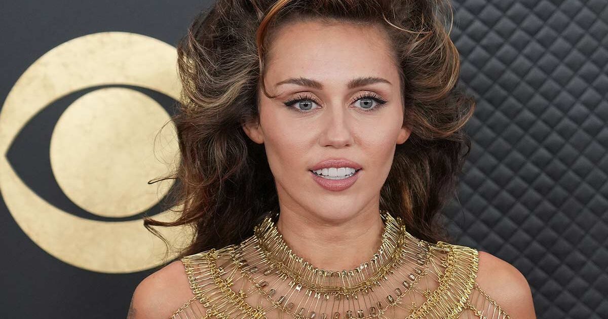 Miley Cyrus e la maternità: "Non sono sicura di volere figli" - Donna ...