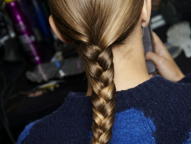 La treccia perfetta per capelli lunghi e corti - Donna Moderna