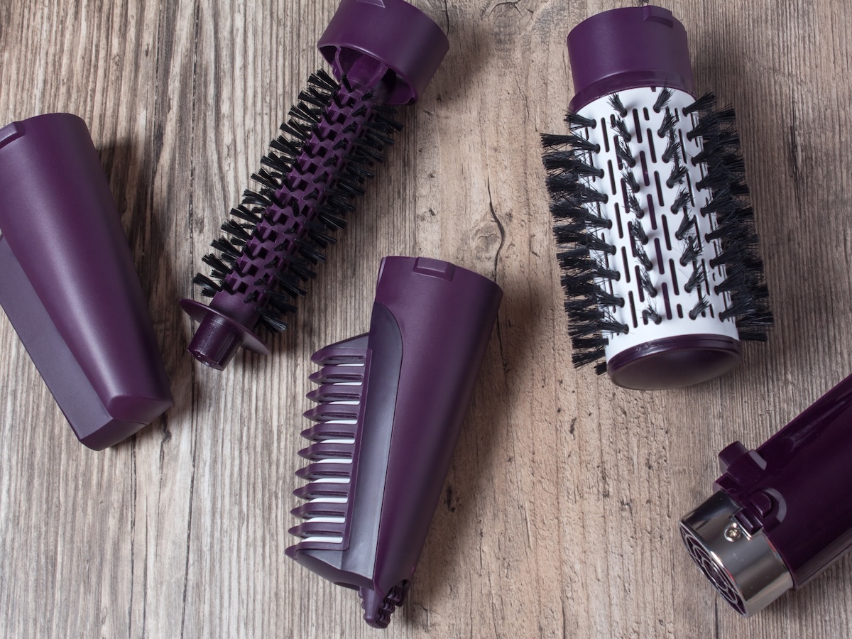 Spazzola rotante, per capelli ordinati e voluminosi - Donna Moderna