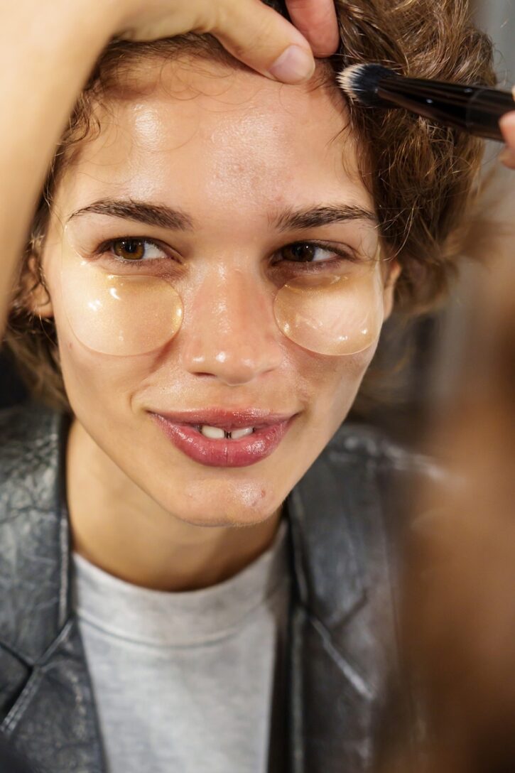 Patch per occhi, viso, brufoli: quali usare - Donna Moderna