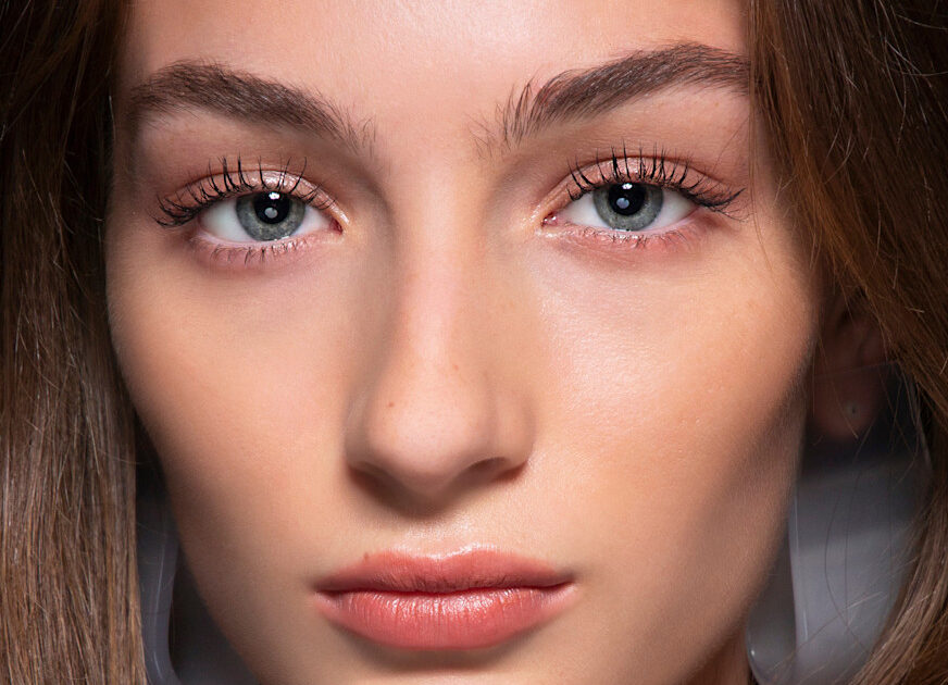 Come non far sbavare il mascara in estate - Donna Moderna