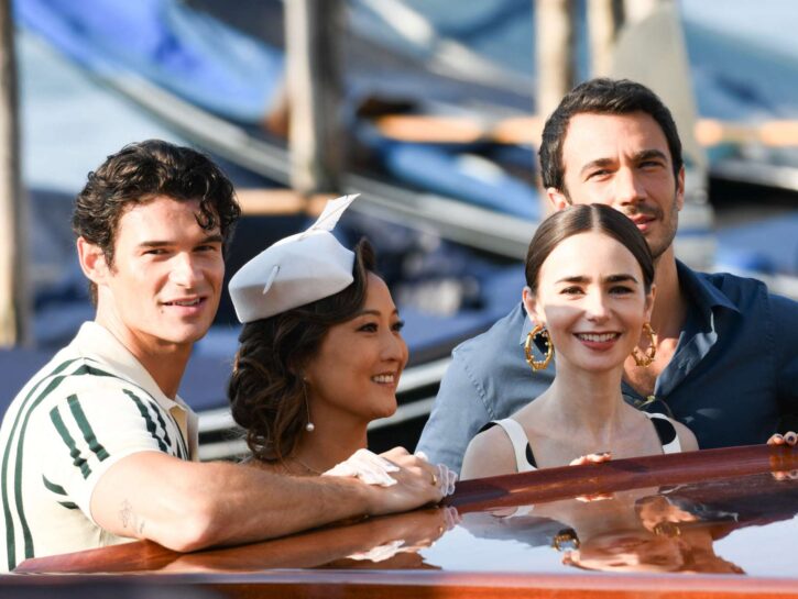A Venezia sono iniziate le riprese di «Emily in Paris» tra polemiche e ...