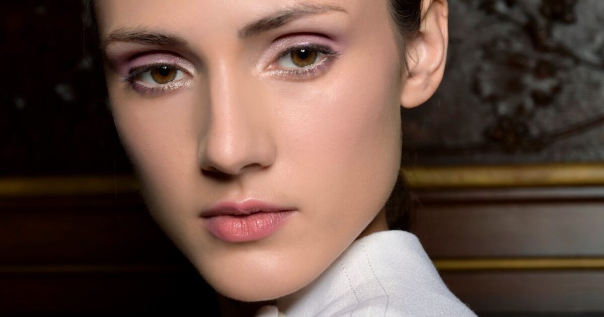 Doppio mento: come eliminarlo senza chirurgia - Donna Moderna