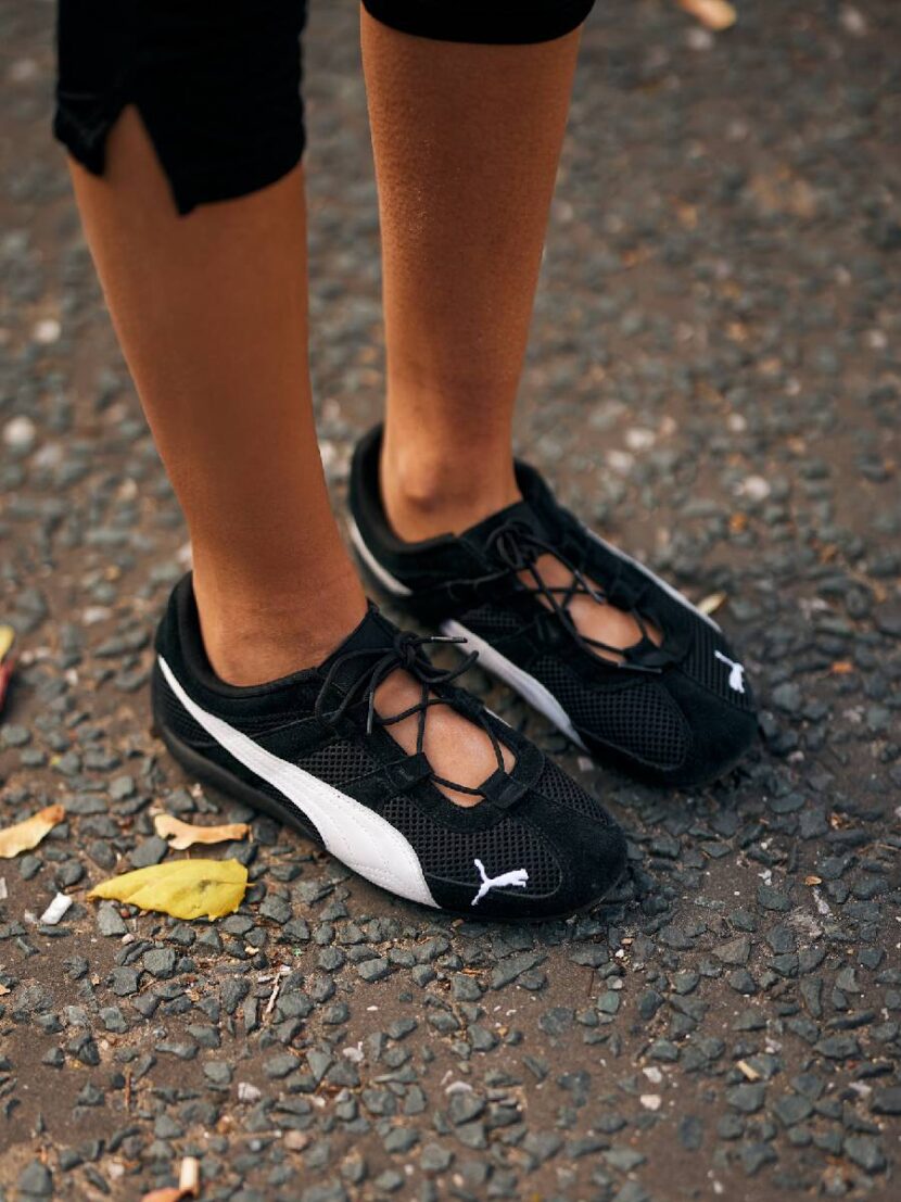 Addio Adidas Samba, largo alle sneaker jane: ecco come abbinarle ...