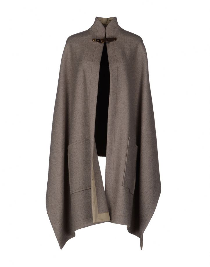 Tendenze autunno/ inverno 2013-2014: la mantella - Donna Moderna