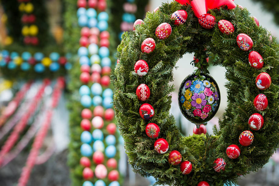 Tutorial ghirlande Pasqua con ovetti - Donna Moderna