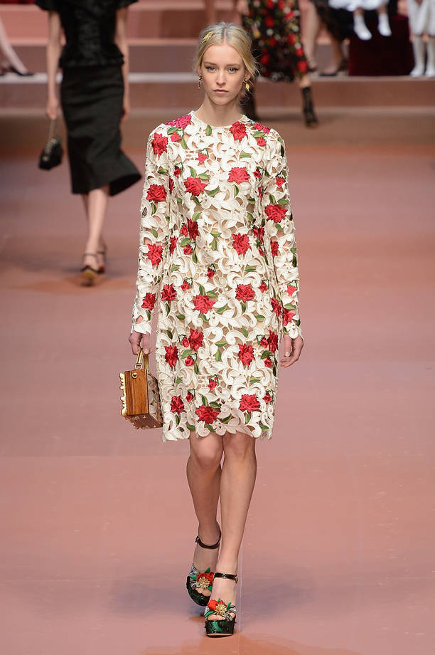 Milano Moda Donna Autunno Inverno 2015 2016 | Sfilata Dolce & Gabbana ...