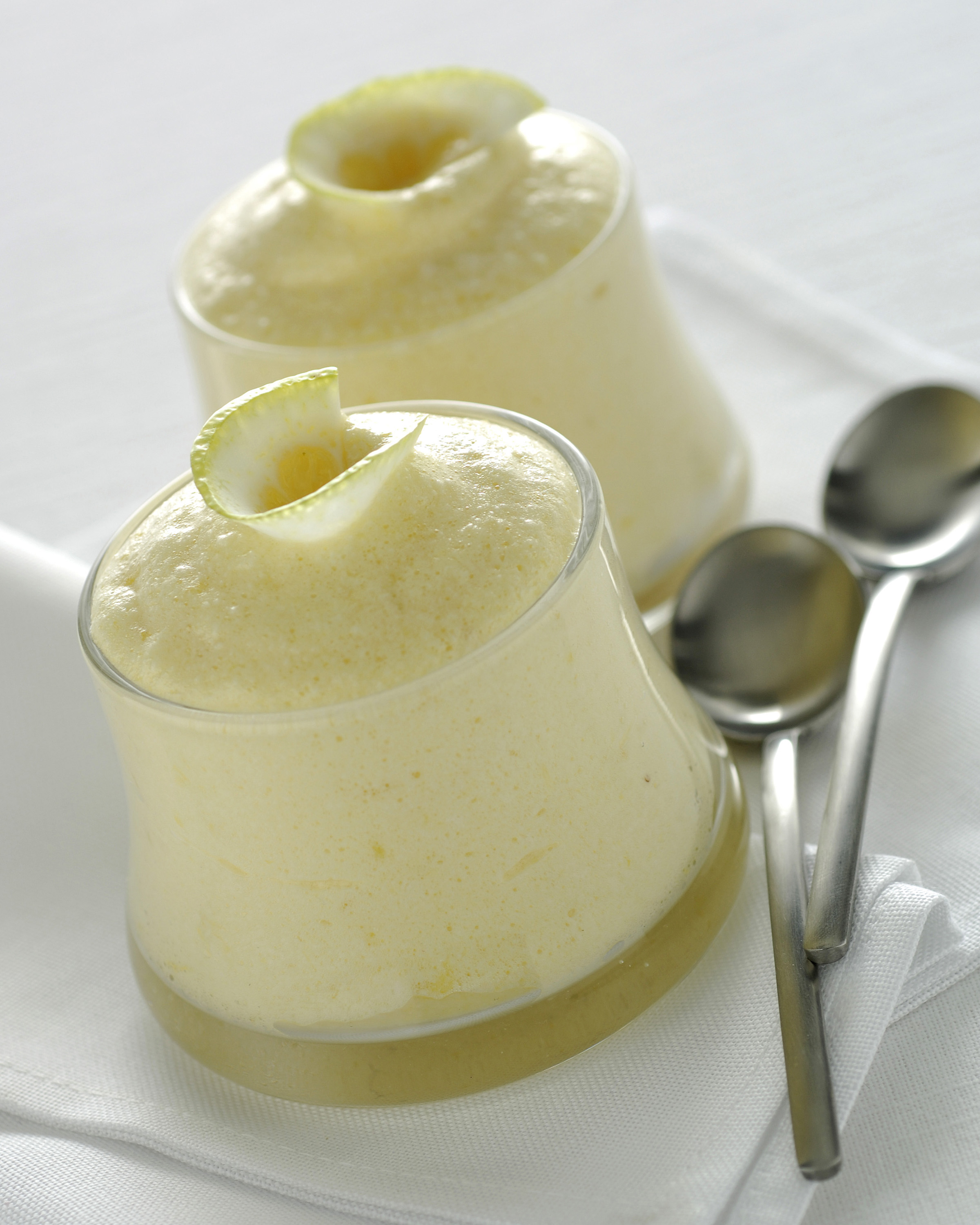 Ricetta Mousse di limone in versione light | Donna Moderna