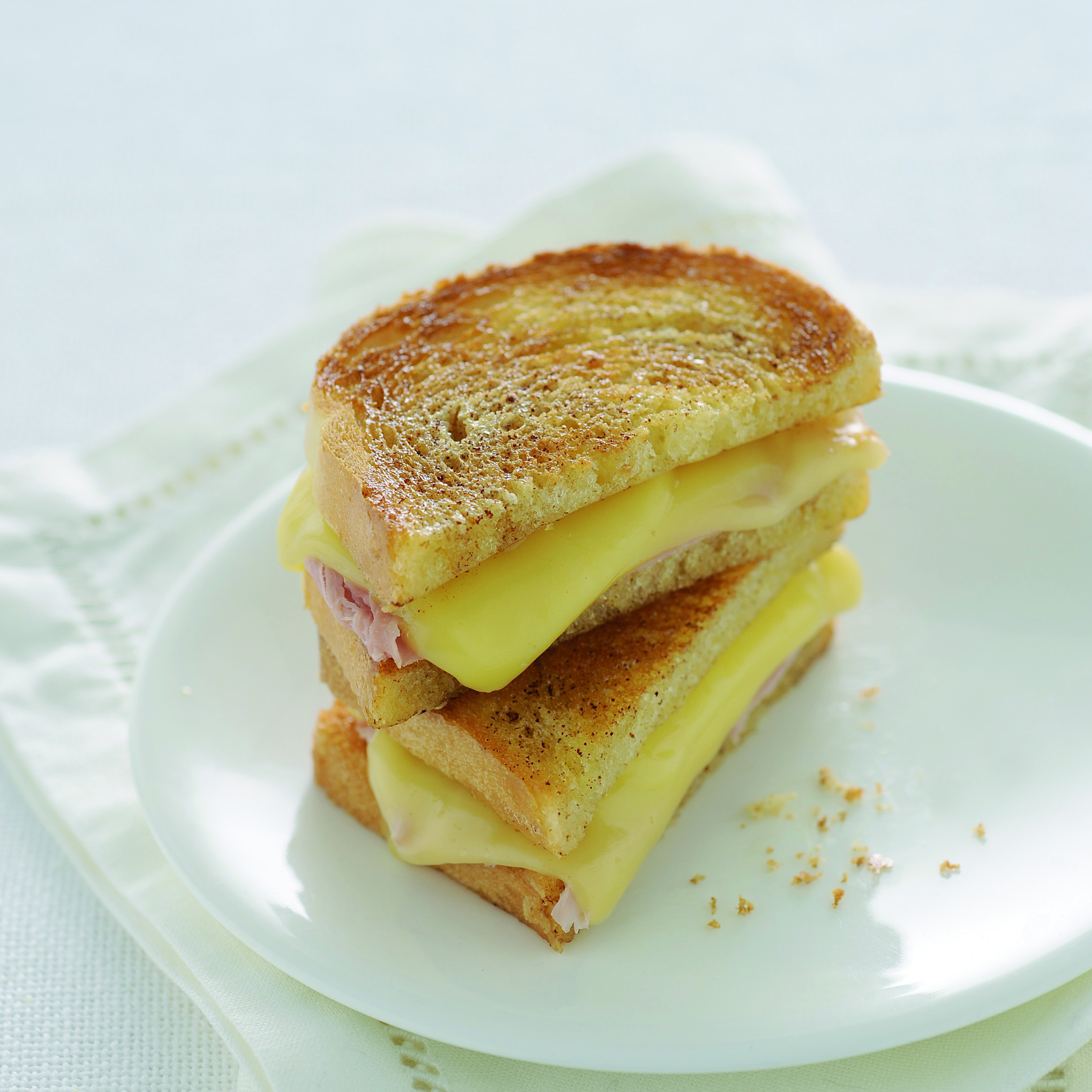 Ricetta Toast con cotto e fontina | Donna Moderna